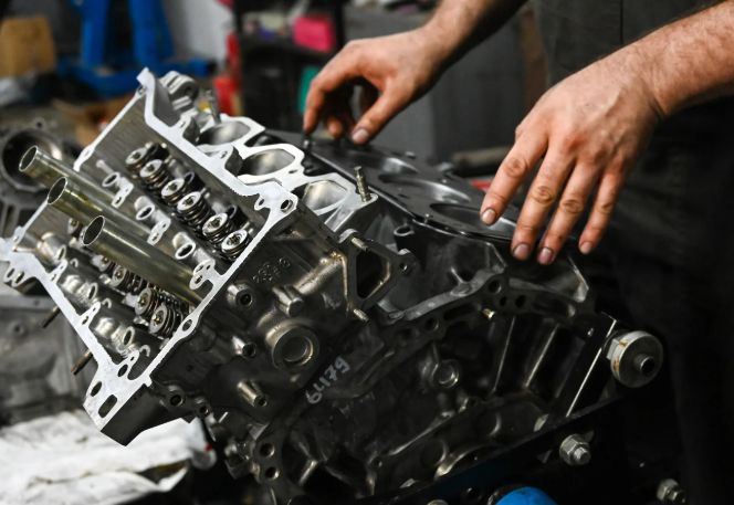 Claquement Moteur à Froid : Pourquoi et Comment l'éviter